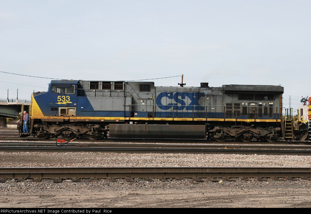 CSX 533
